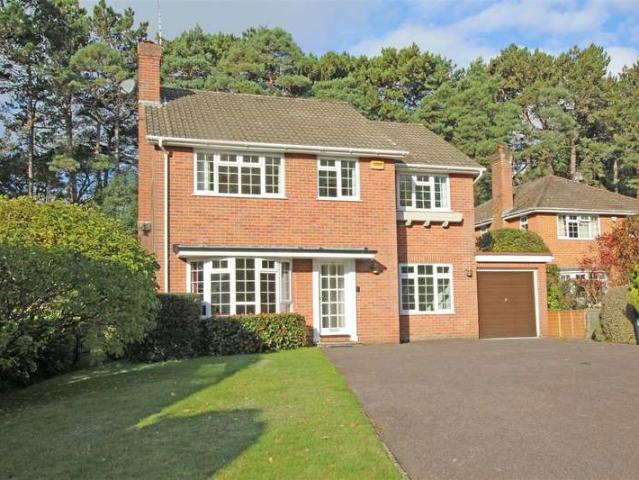 4 Bedroom Detached House
