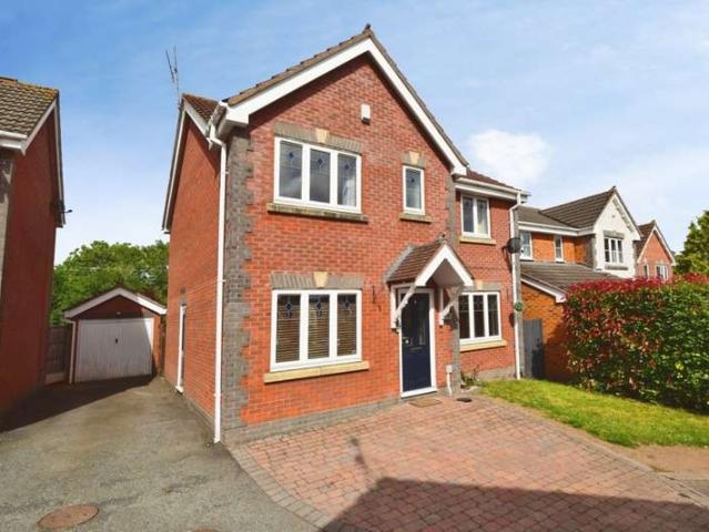 4 Bedroom Detached House