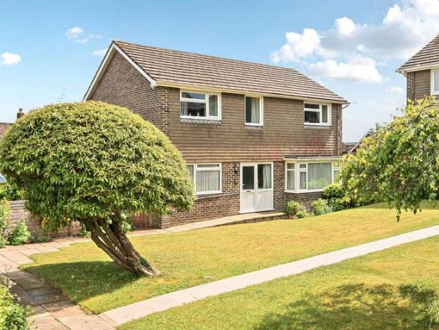 4 Bedroom Detached House