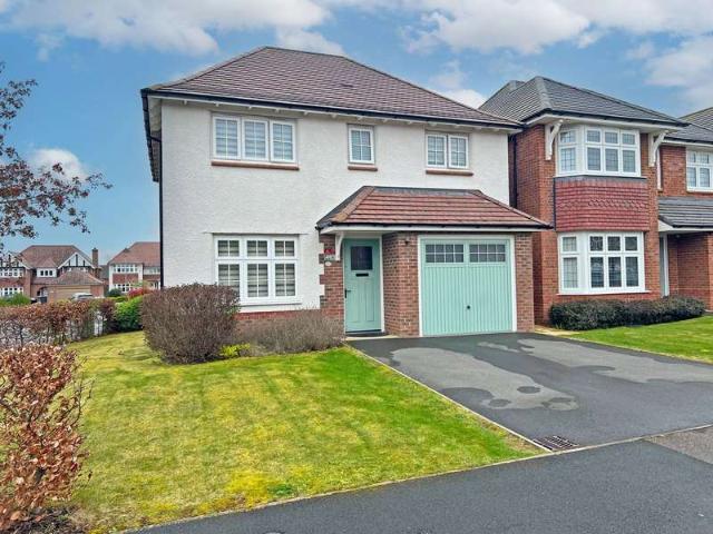 4 Bedroom Detached House