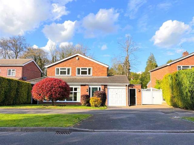 4 Bedroom Detached House