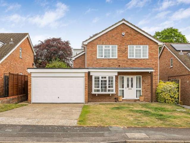 4 Bedroom Detached House