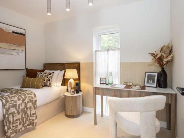 4 Bedroom Detached House