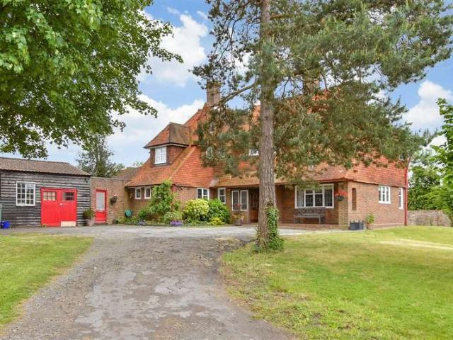 4 Bedroom Detached House