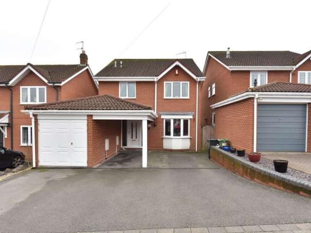 4 Bedroom Detached House