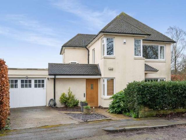 4 Bedroom Detached House