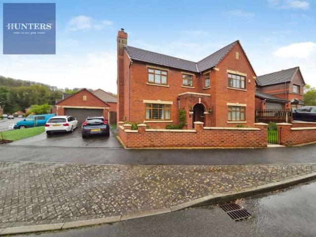 4 Bedroom Detached House