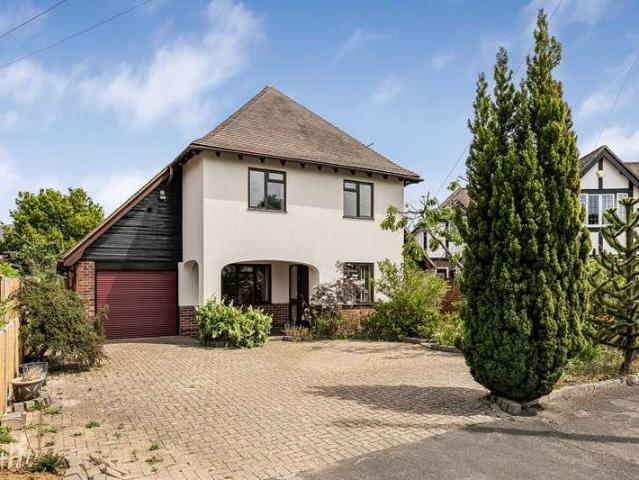 4 Bedroom Detached House