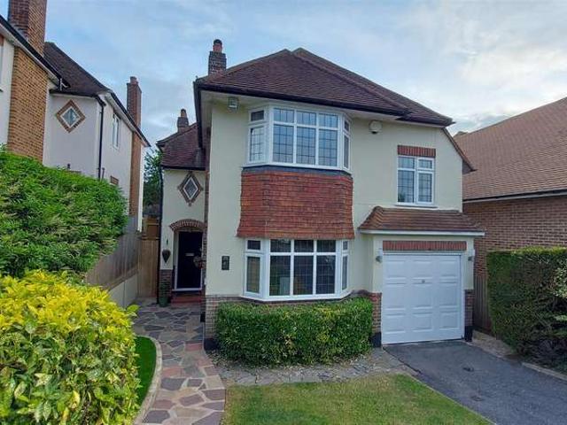 4 Bedroom Detached House