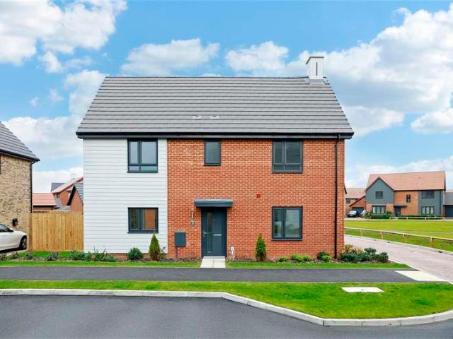 4 Bedroom Detached House