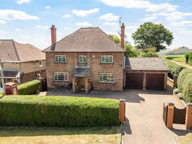 4 Bedroom Detached House