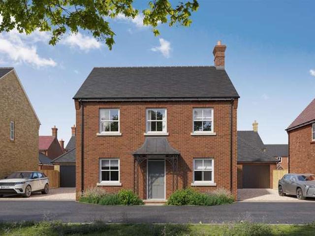 4 Bedroom Detached House