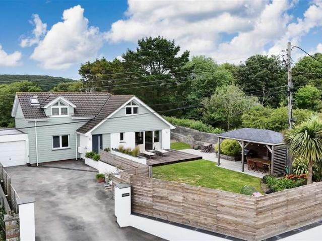 4 Bedroom Detached House