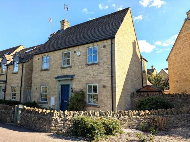 4 Bedroom Detached House