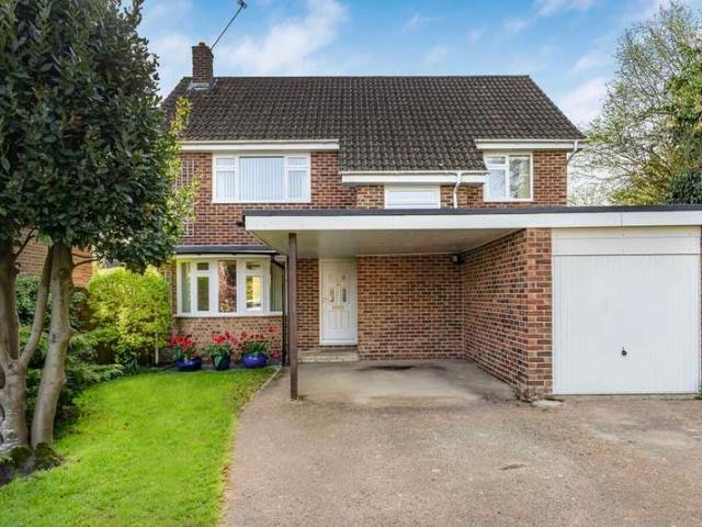 4 Bedroom Detached House