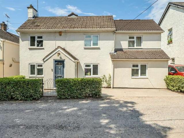 4 Bedroom Detached House