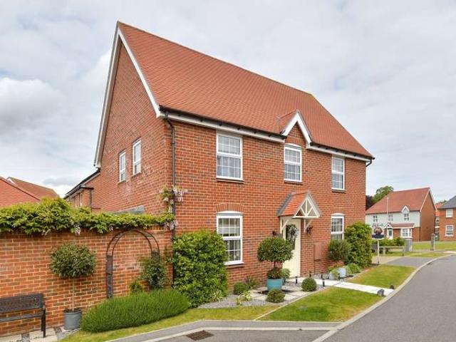 4 Bedroom Detached House