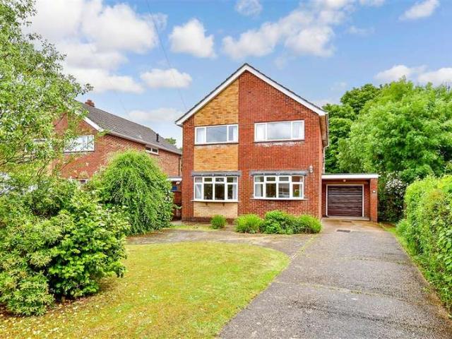 4 Bedroom Detached House
