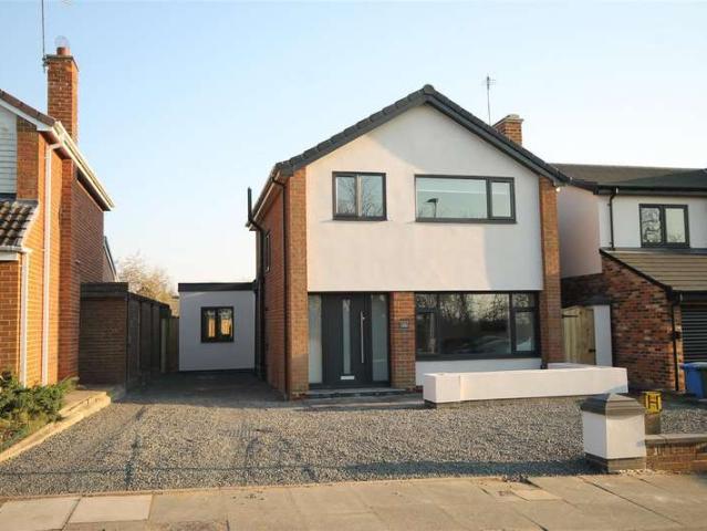 4 Bedroom Detached House