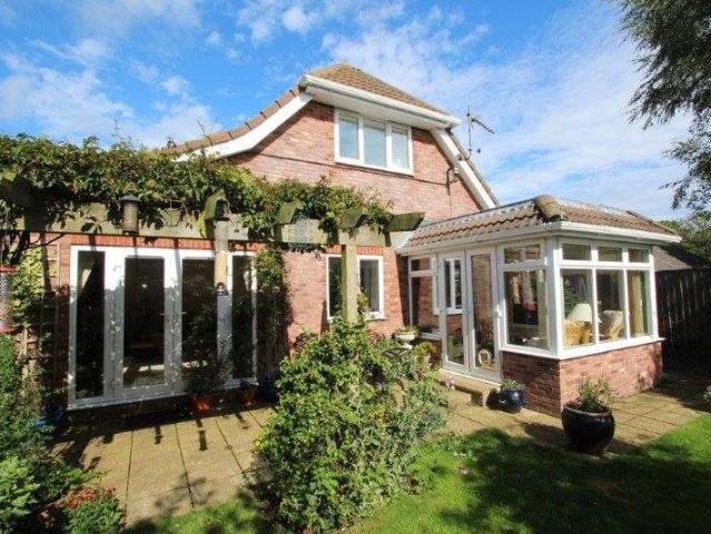 4 Bedroom Detached House