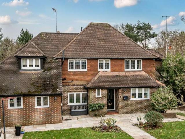 4 Bedroom Detached House