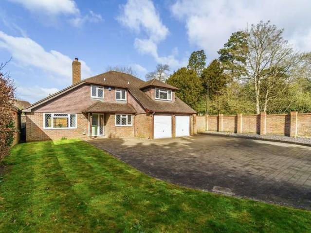 4 Bedroom Detached House