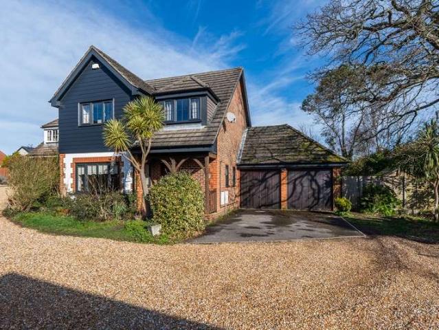 4 Bedroom Detached House