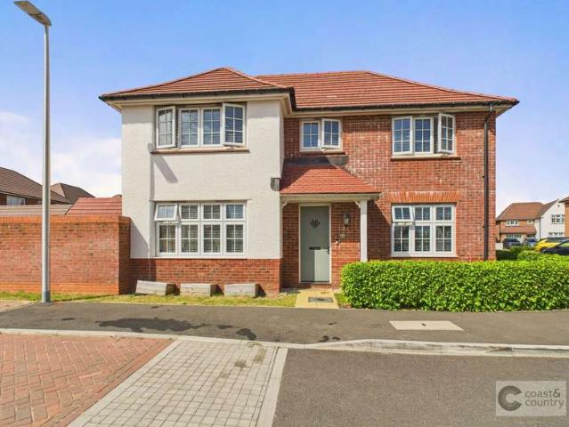 4 Bedroom Detached House