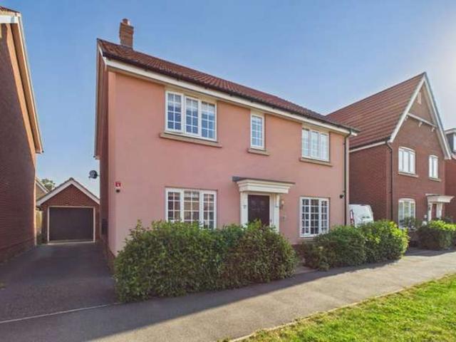 4 Bedroom Detached House