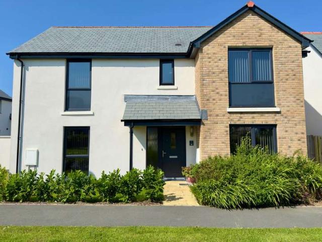 4 Bedroom Detached House