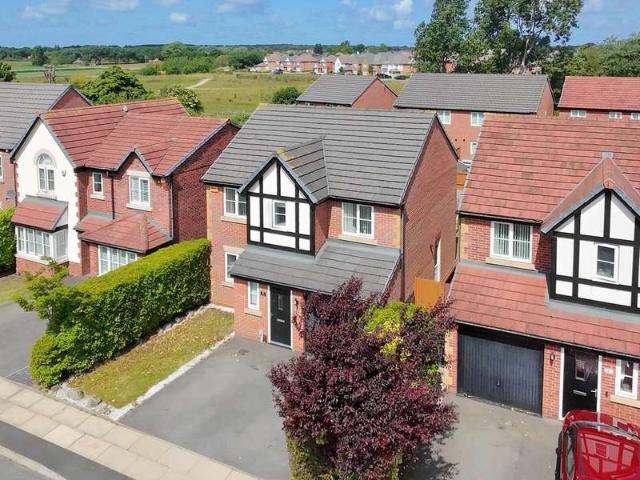 4 Bedroom Detached House