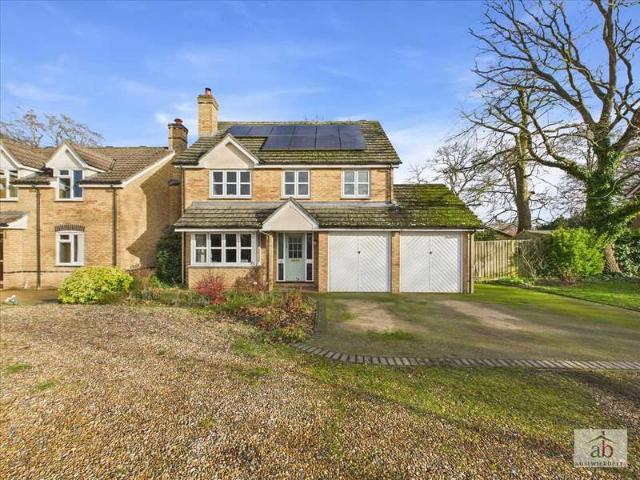4 Bedroom Detached House