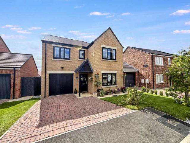 4 Bedroom Detached House