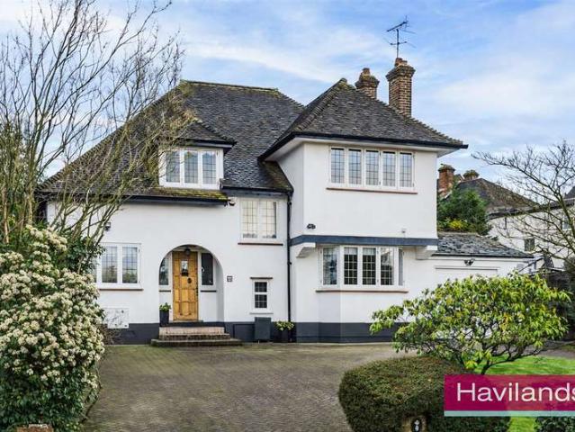 4 Bedroom Detached House