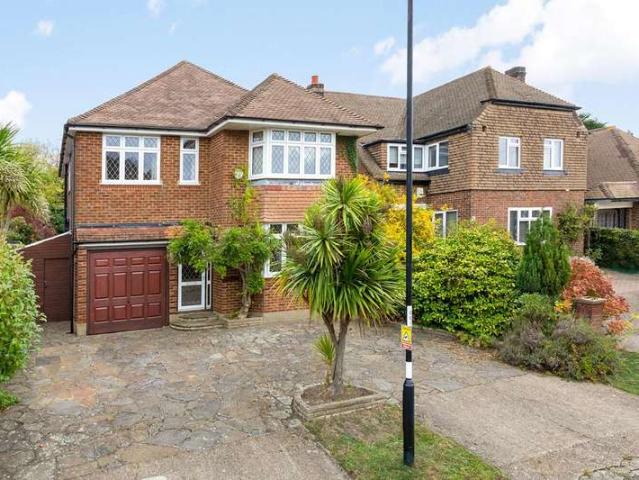 4 Bedroom Detached House