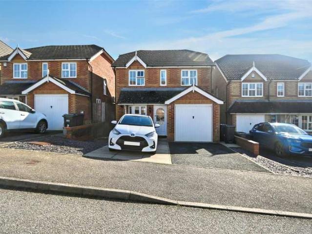 4 Bedroom Detached House
