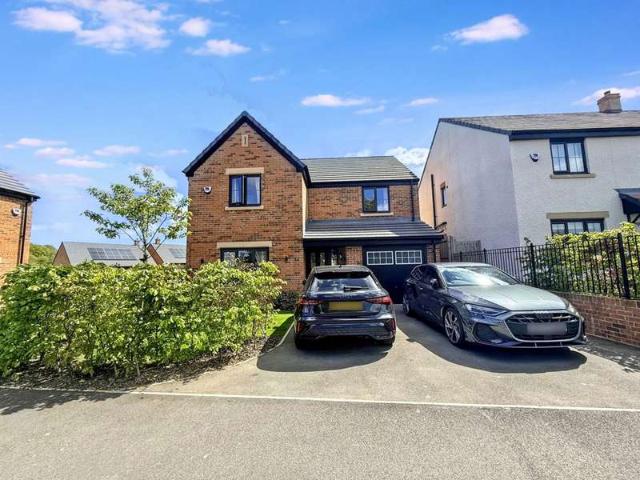 4 Bedroom Detached House