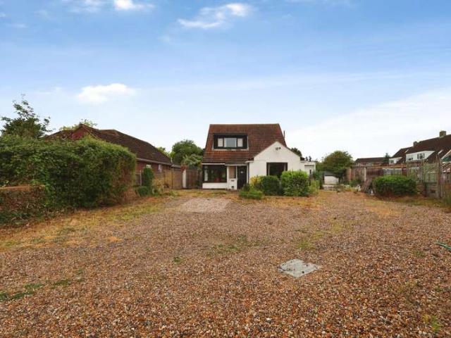 4 Bedroom Detached House