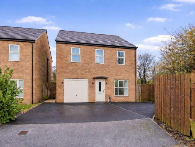 4 Bedroom Detached House