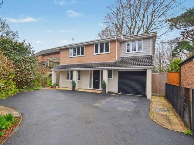 4 Bedroom Detached House