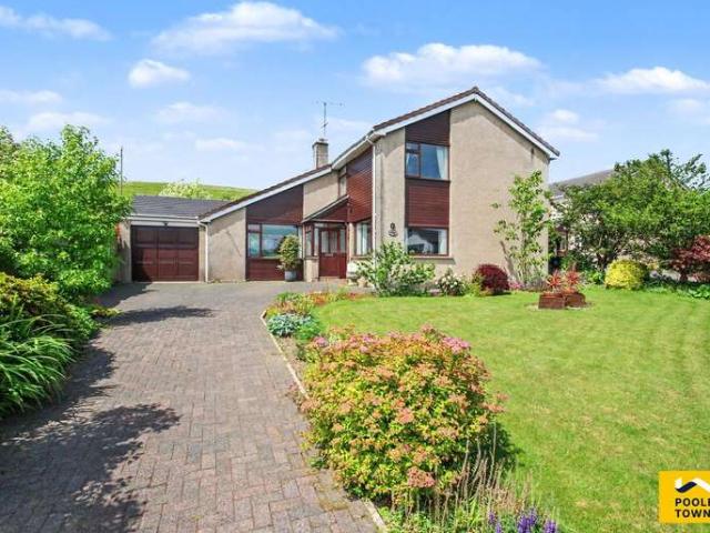4 Bedroom Detached House