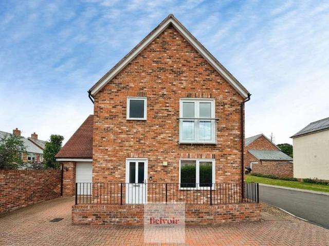 4 Bedroom Detached House