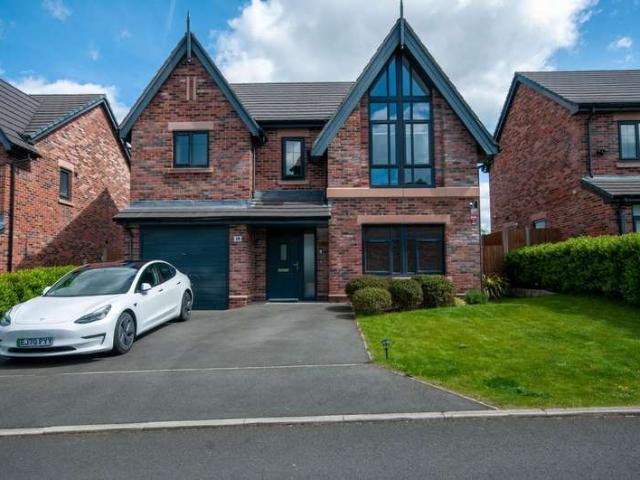 4 Bedroom Detached House