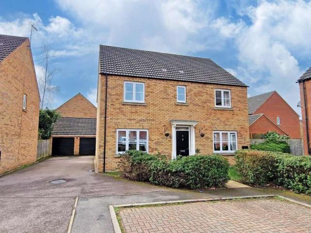 4 Bedroom Detached House