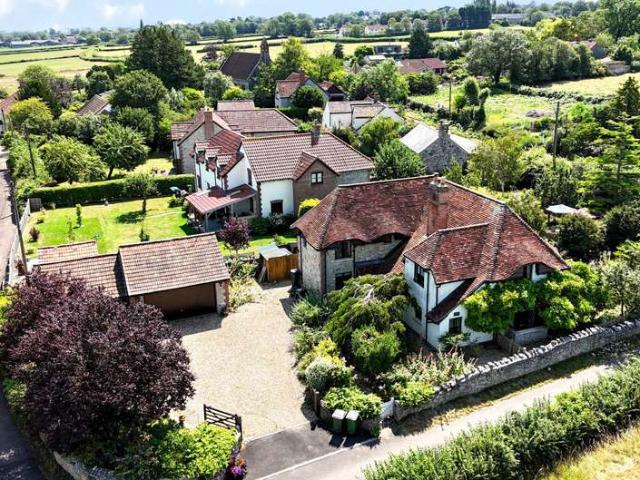 4 Bedroom Detached House