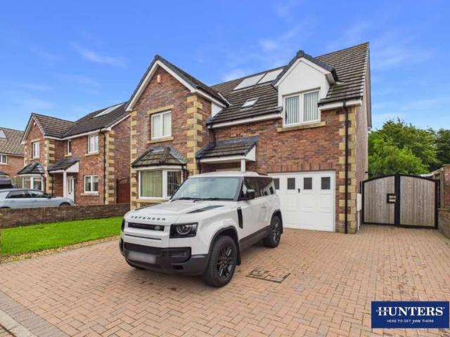 4 Bedroom Detached House