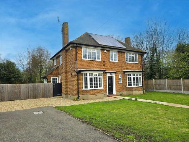 4 Bedroom Detached House