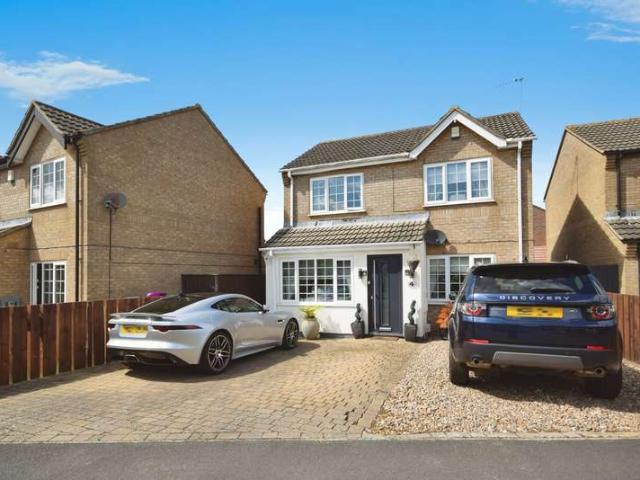 4 Bedroom Detached House