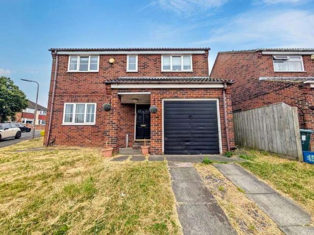 4 Bedroom Detached House