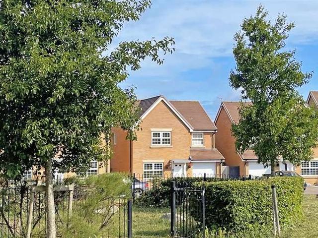4 Bedroom Detached House